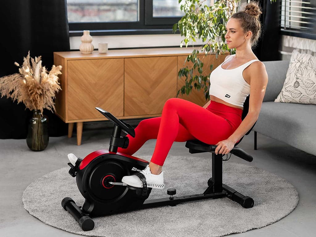 Rower stacjonarny dla seniora - jakie korzyści przynosi i jak wybrać ...